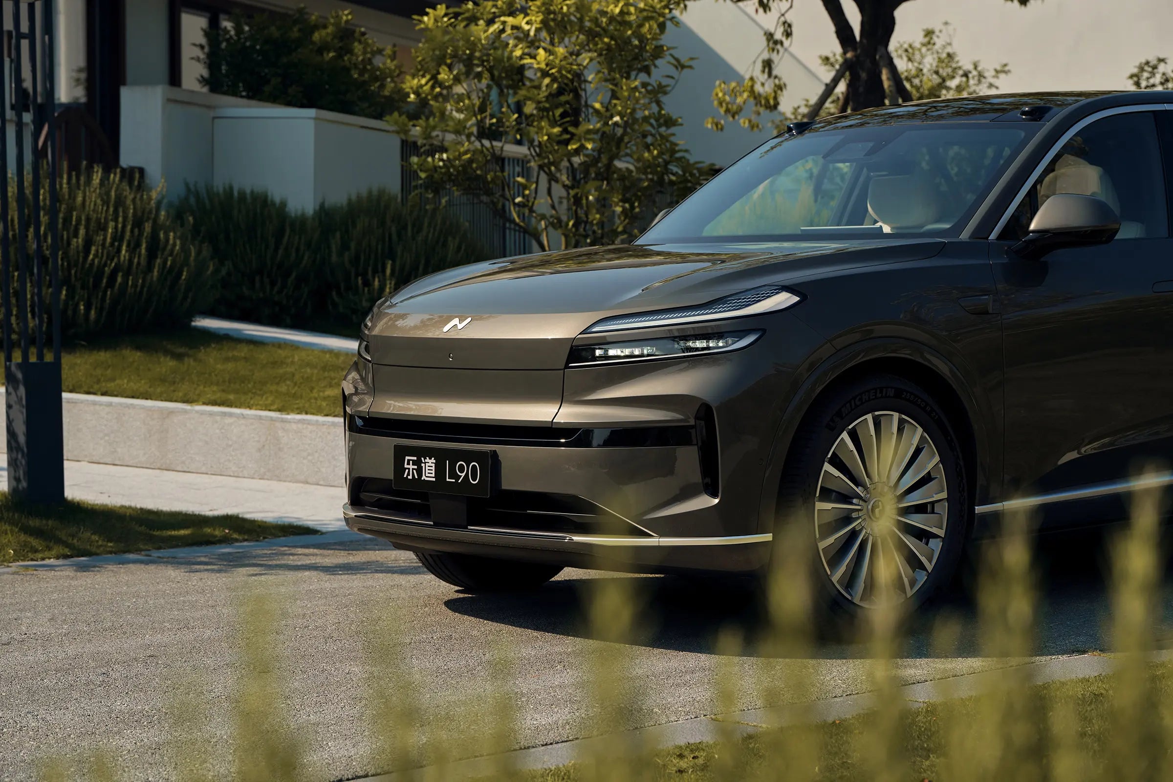 Vehicle Model Profile:NIO ONVO L90 – ZEEX AUTO