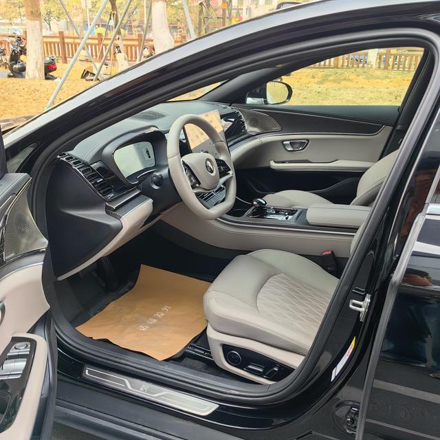 Certificated Pre-Owned BYD Han EV 2025 Intelligent Driving Version 701 ...